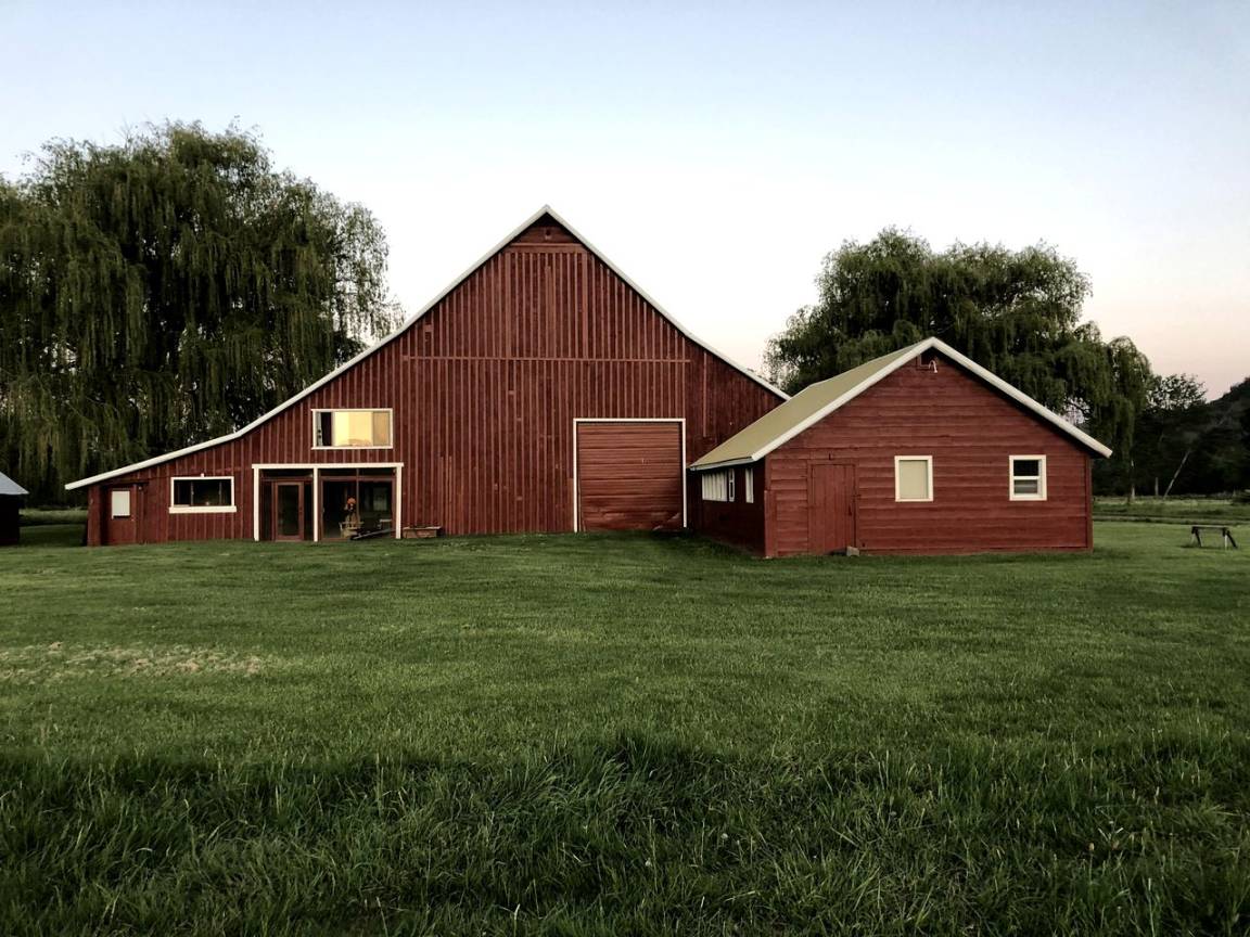 Farmhouse ∙ 2 Bedrooms ∙ 15 Guests - White River Falls State Park, Maupin