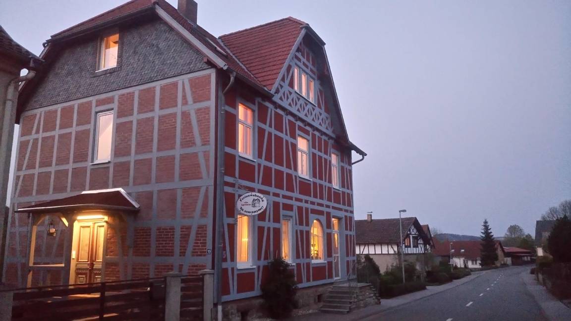 80 M² Apartment ∙ 2 Bedrooms ∙ 4 Guests - Meiningen