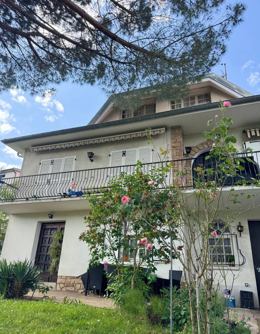 60 M² Appartement ∙ 1 Chambre ∙ 2 Personnes - Ambazac