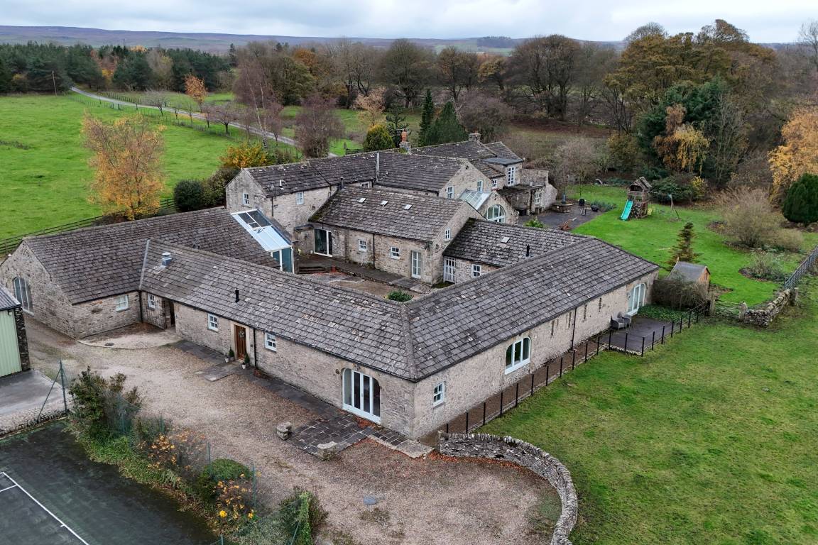 93 M² House ∙ 2 Bedrooms ∙ 6 Guests - Barnard Castle