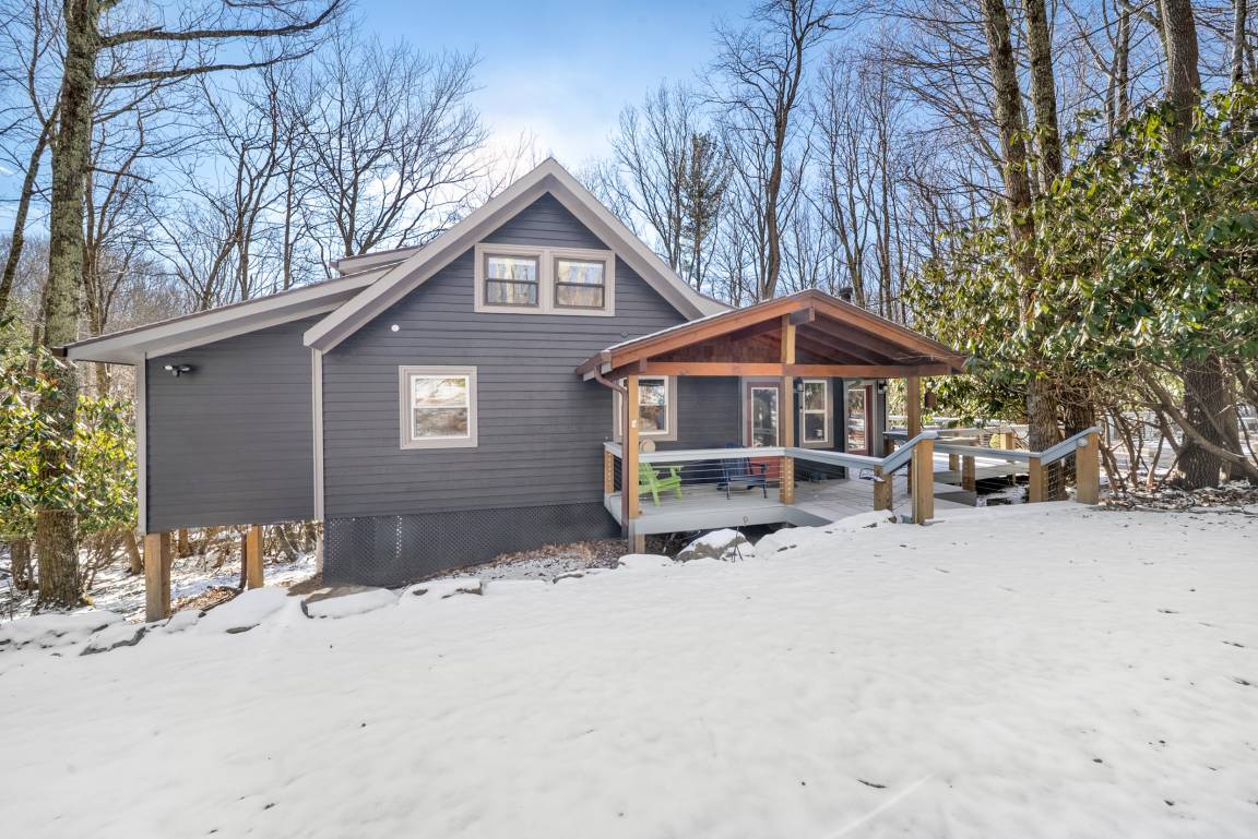 195 M² House ∙ 2 Bedrooms ∙ 8 Guests - Watauga Lake, TN