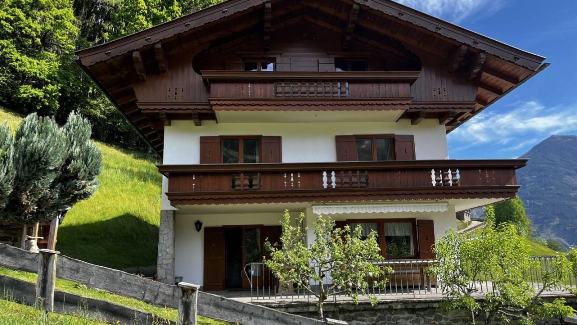 Ferienhaus ∙ 7 Schlafzimmer ∙ 12 Gäste - Schwaz