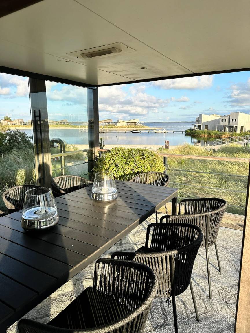 Bungalow ∙ 2 Slaapkamers ∙ 4 Gasten - Burgh-Haamstede