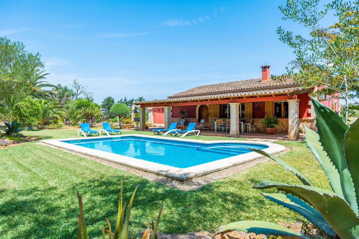 110 M² Villa ∙ 2 Slaapkamers ∙ 4 Gasten - Ses Salines