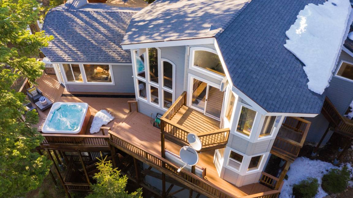 557 M² House ∙ 4 Bedrooms ∙ 10 Guests - Truckee, CA