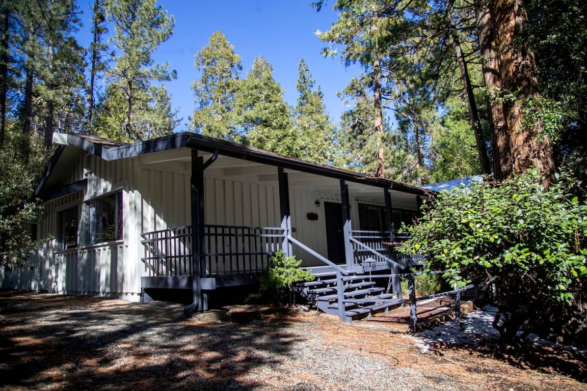 Accommodation ∙ 3 Bedrooms ∙ 12 Guests - Santee, CA