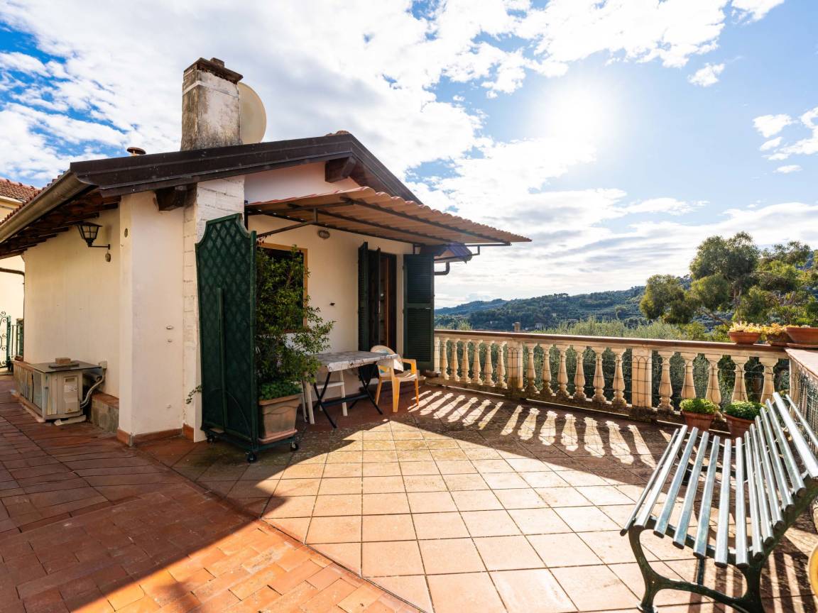 100 M² Maison De Vacances ∙ 2 Chambres ∙ 4 Personnes - Imperia