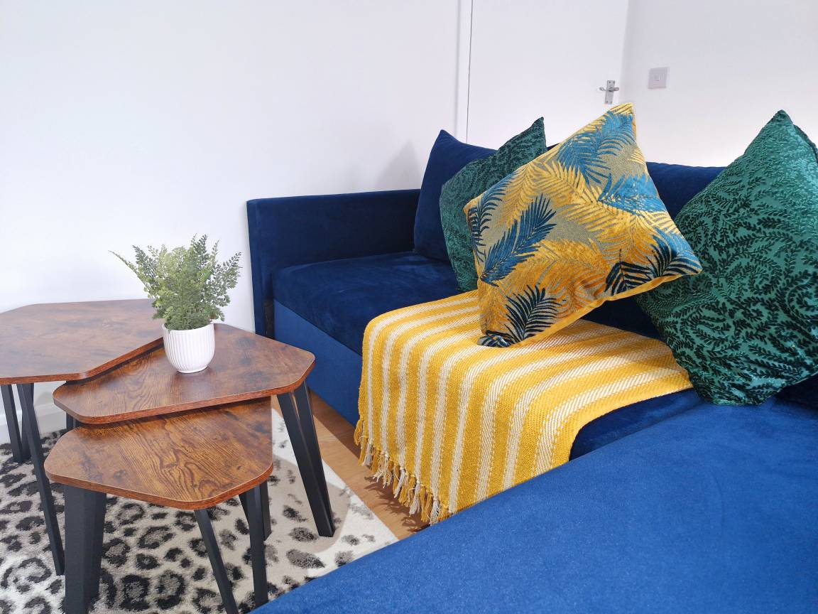 Apartment ∙ 2 Bedrooms ∙ 5 Guests - Hayes