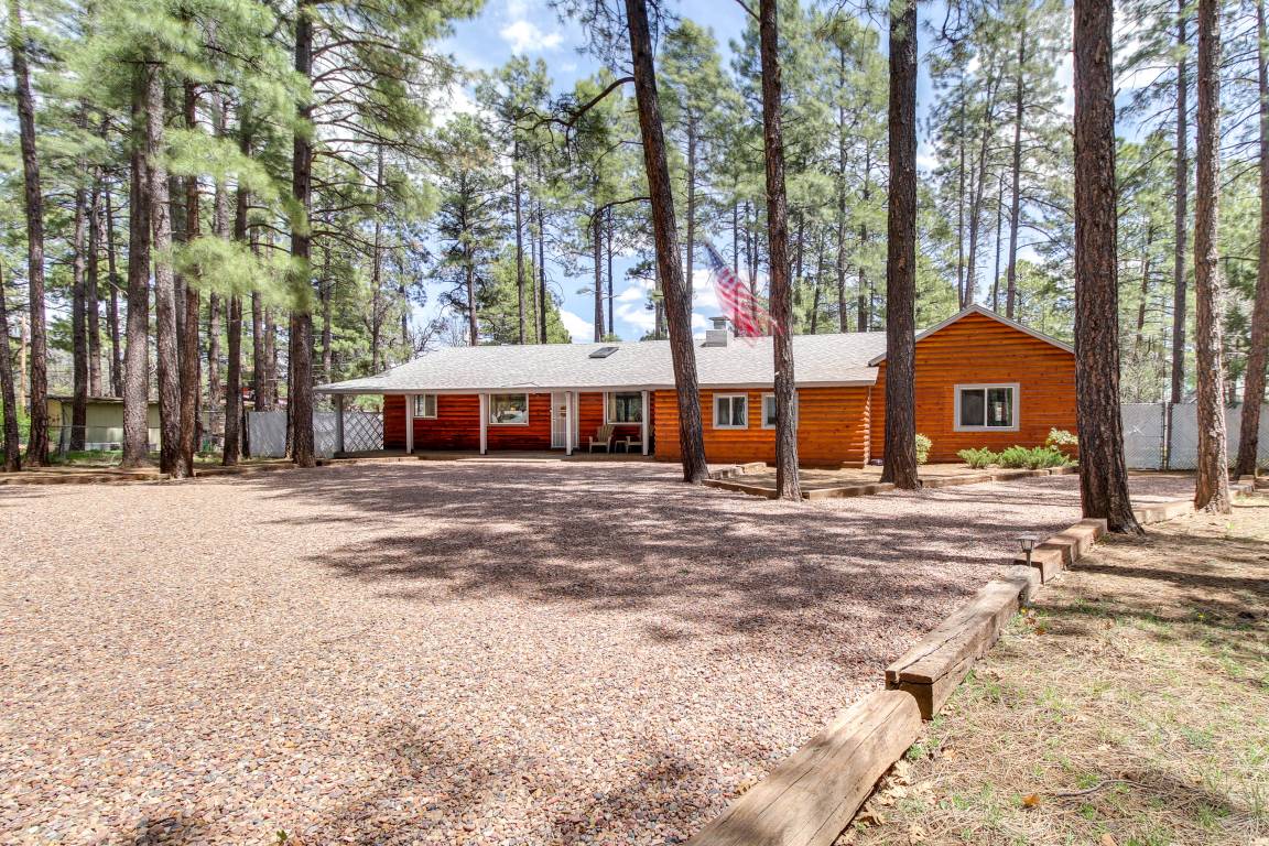 213 M² House ∙ 5 Bedrooms ∙ 8 Guests - Pinetop-Lakeside, AZ