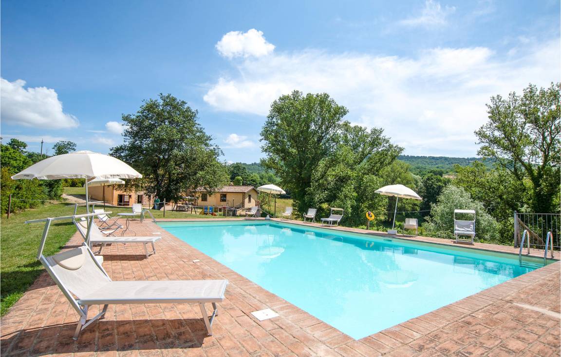 370 M² House ∙ 9 Bedrooms ∙ 20 Guests - Umbria
