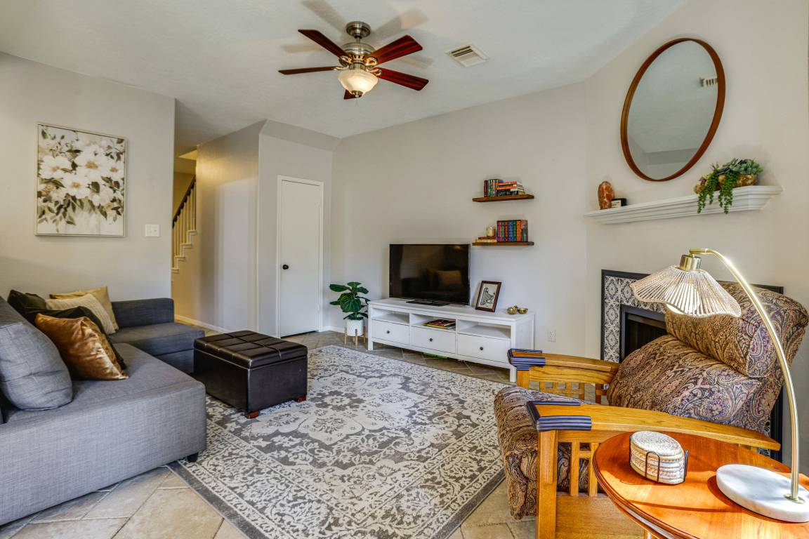 164 M² Apartment ∙ 2 Bedrooms ∙ 8 Guests - The Woodlands, TX