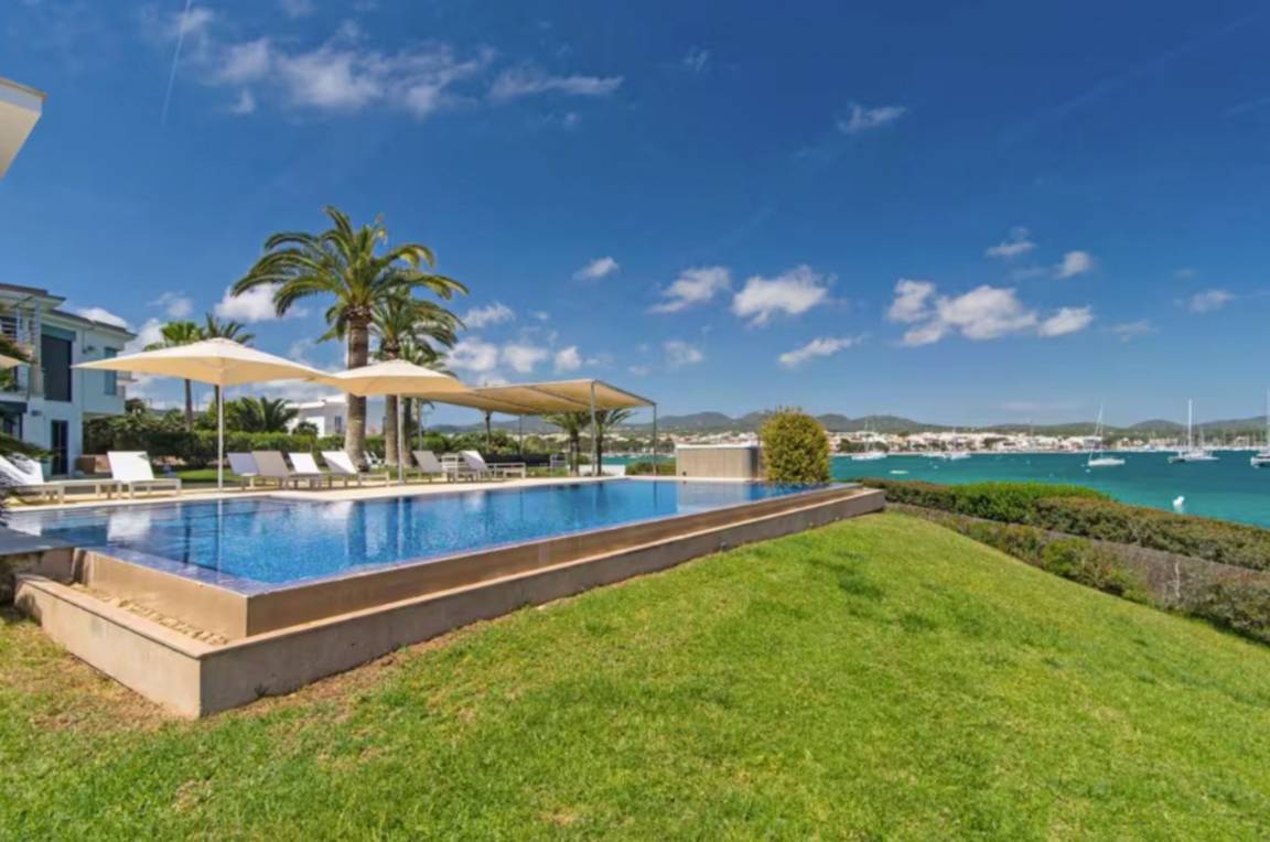 700 M² Villa ∙ 4 Schlafzimmer ∙ 8 Gäste - Cala Murada