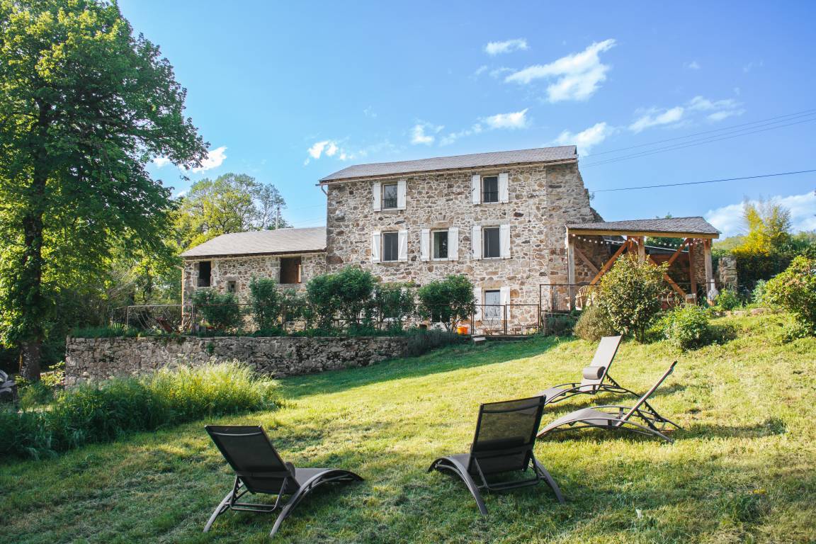 175 M² Gîte ∙ 4 Chambres ∙ 10 Personnes - La Salvetat-sur-Agout