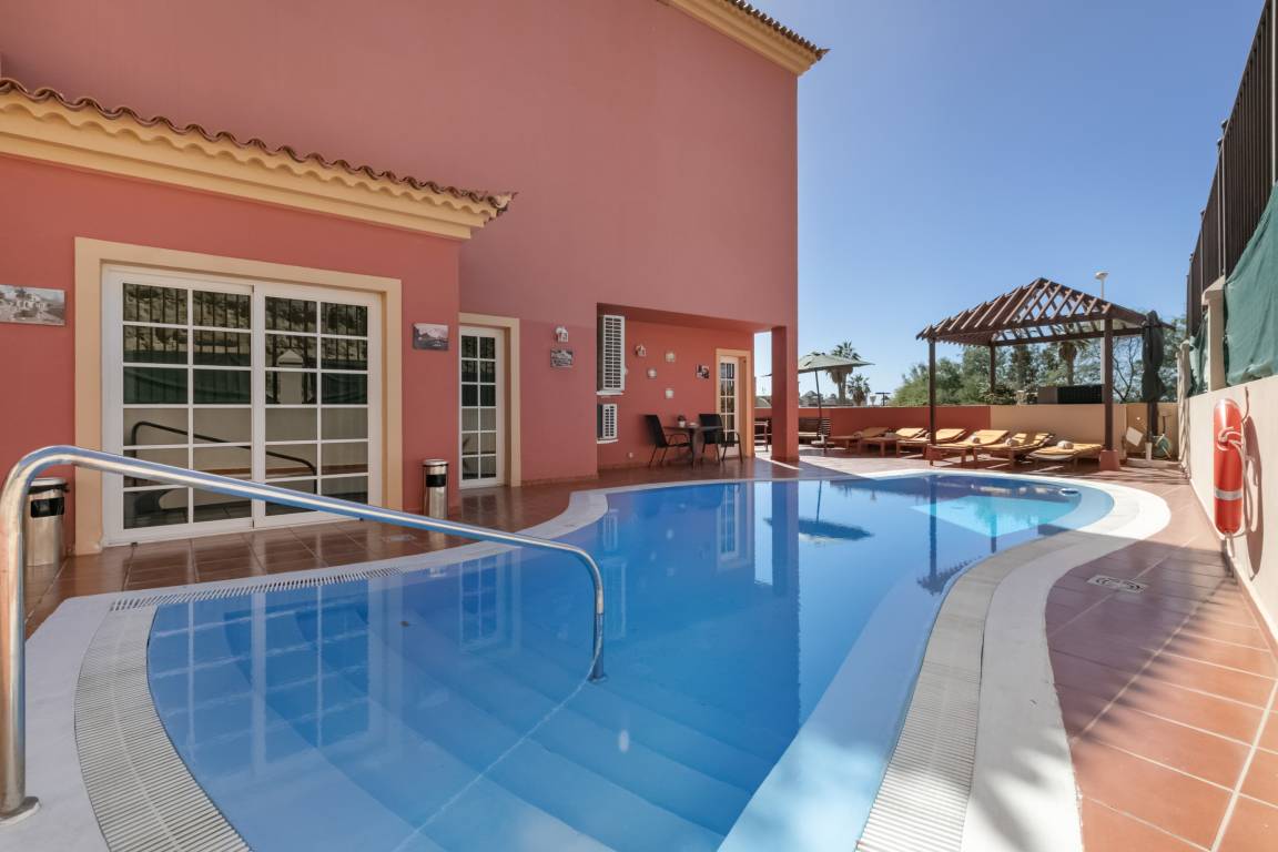 400 M² Villa ∙ 5 Bedrooms ∙ 12 Guests - Costa Adeje