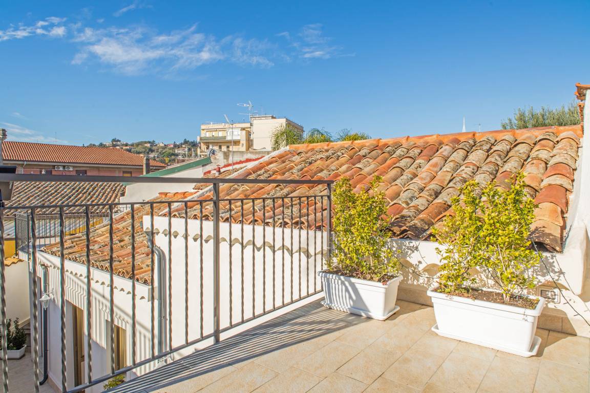 40 M² Huis ∙ 1 Slaapkamer ∙ 2 Gasten - Trecastagni