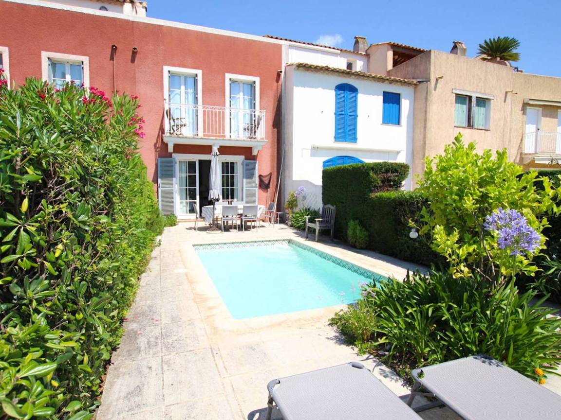 99 M² Maison De Vacances ∙ 4 Chambres ∙ 6 Personnes - Grimaud