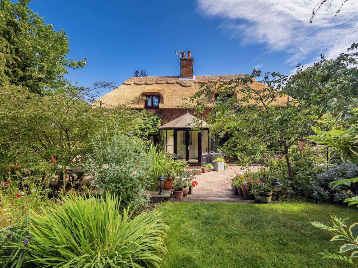 Cottage ∙ 5 Bedrooms ∙ 14 Guests - Norwich