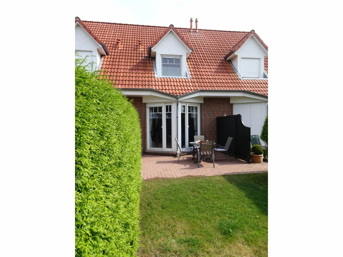 75 M² Ferienhaus ∙ 3 Schlafzimmer ∙ 5 Gäste - Dornum