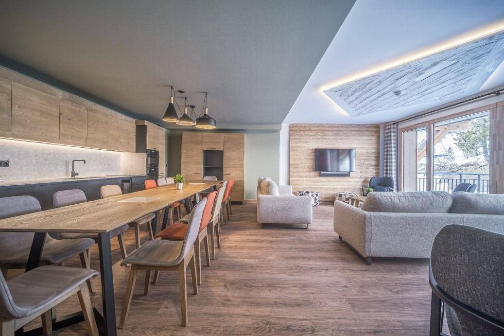 160 M² Apartment ∙ 6 Bedrooms ∙ 16 Guests - La Thuile