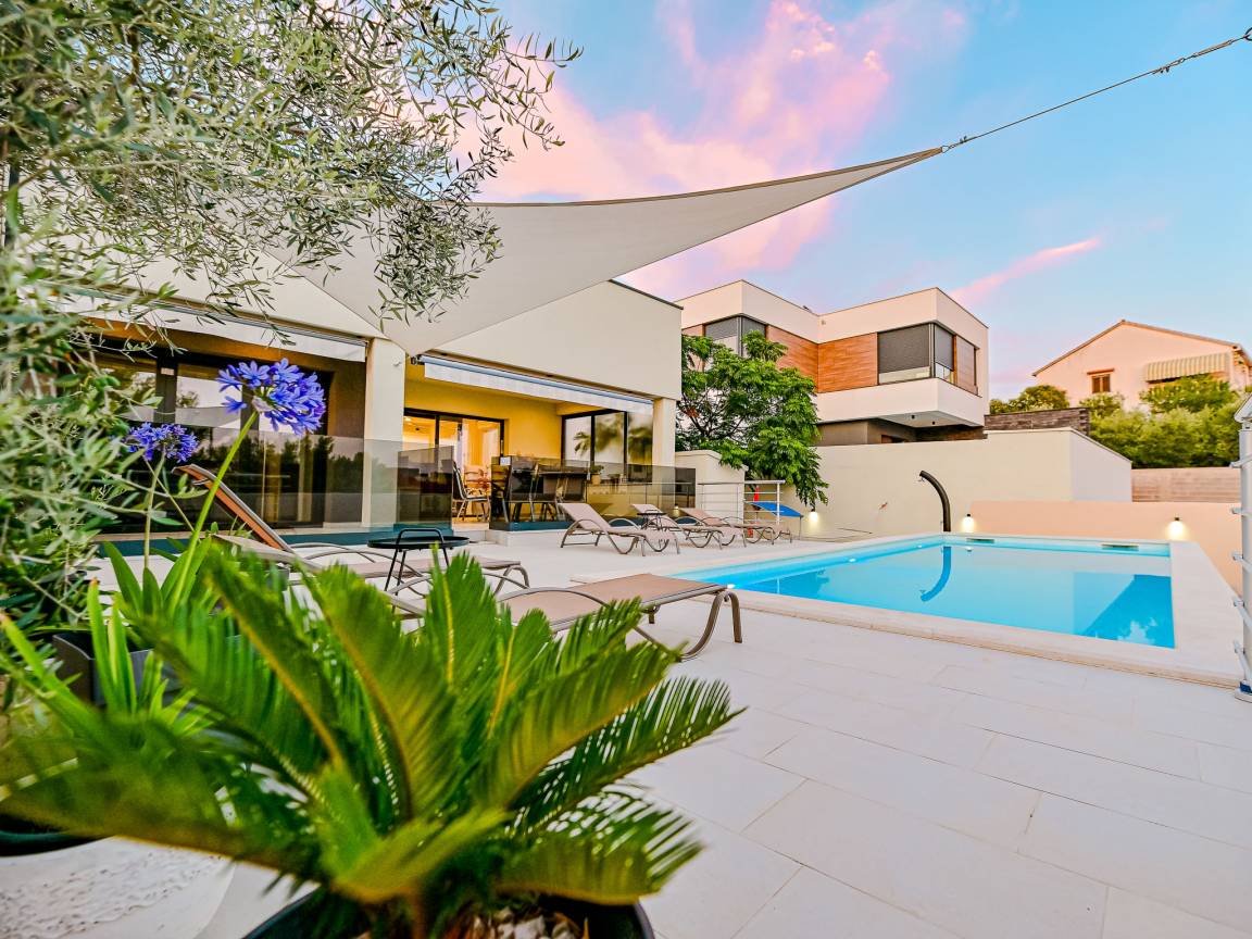 120 M² Maison De Vacances ∙ 3 Chambres ∙ 6 Personnes - Zadar