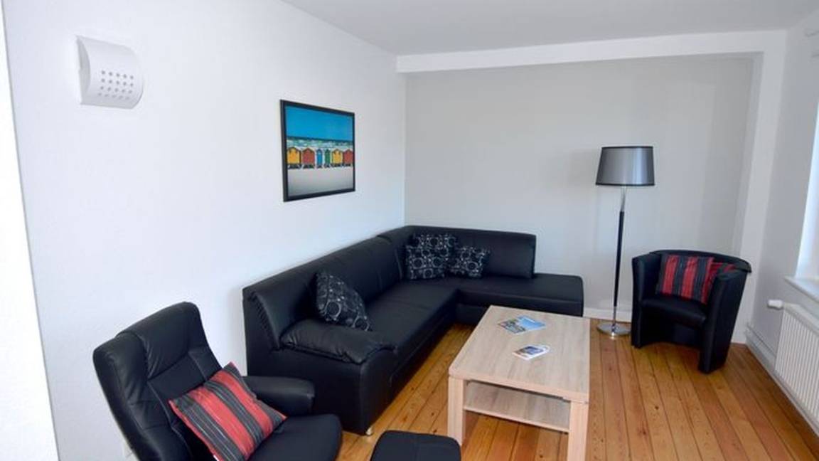 150 M² House ∙ 4 Bedrooms ∙ 7 Guests - Heiligenhafen