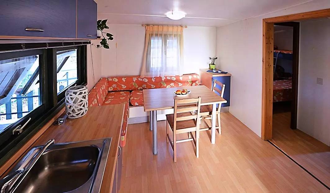 Mobilheim ∙ 2 Schlafzimmer ∙ 5 Gäste - Marken