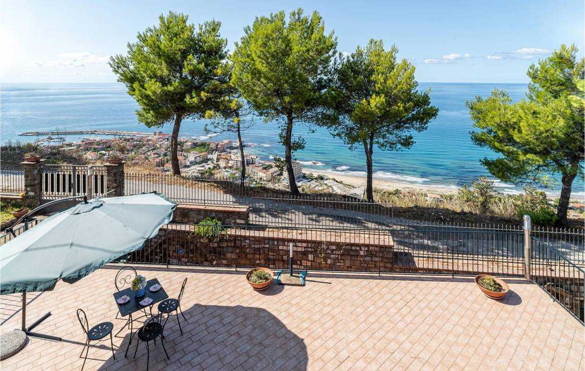 86 M² Appartement ∙ 2 Chambres ∙ 5 Personnes - Acciaroli