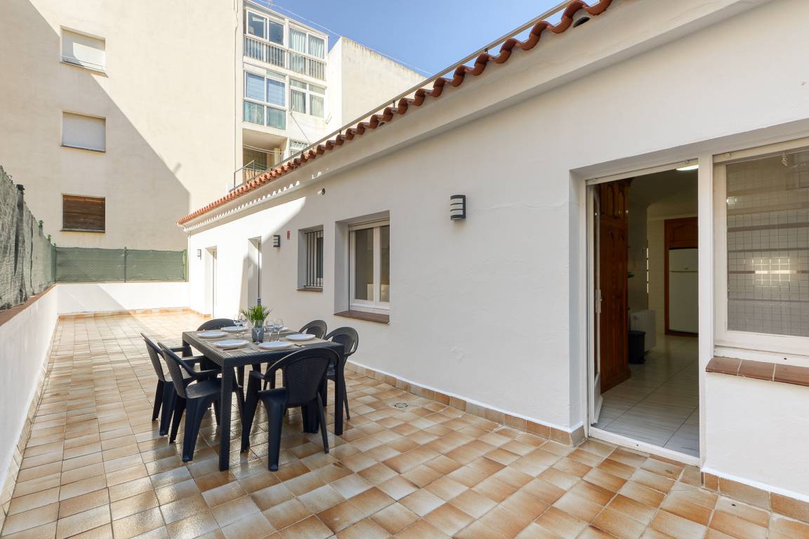 150 M² Casa ∙ 4 Habitaciones ∙ 6 Huéspedes - Roses