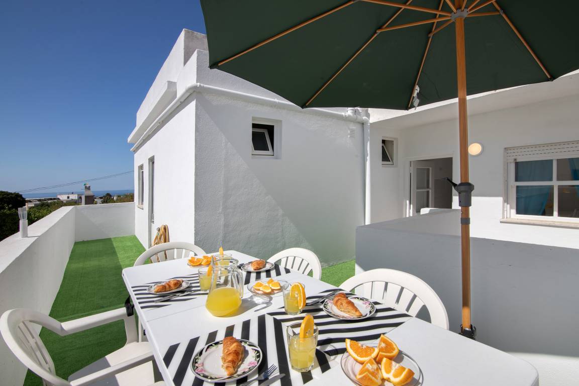100 M² House ∙ 3 Bedrooms ∙ 6 Guests - Faro District