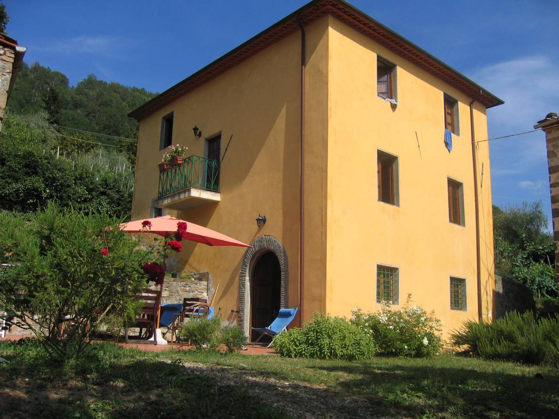 190 M² House ∙ 4 Bedrooms ∙ 8 Guests - Bagni di Lucca