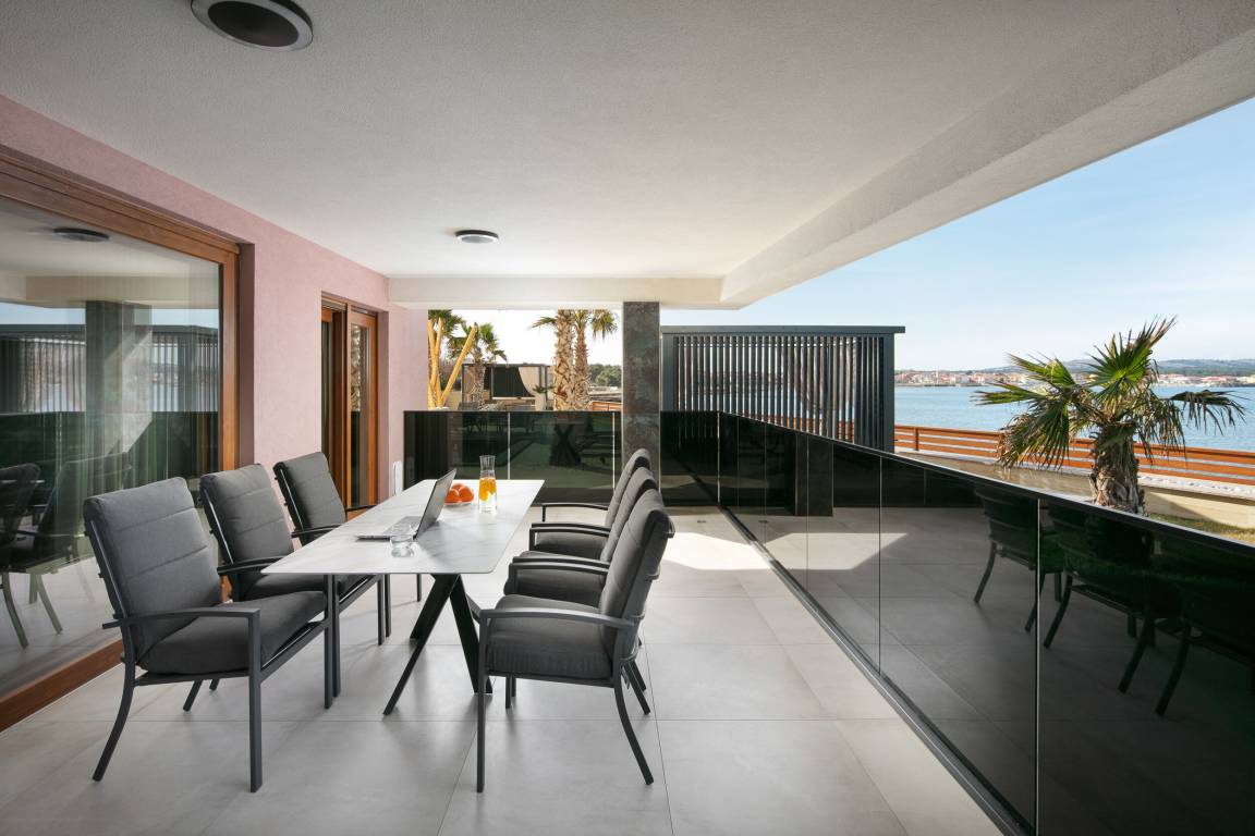 72 M² Apartamento ∙ 2 Habitaciones ∙ 4 Huéspedes - Vir