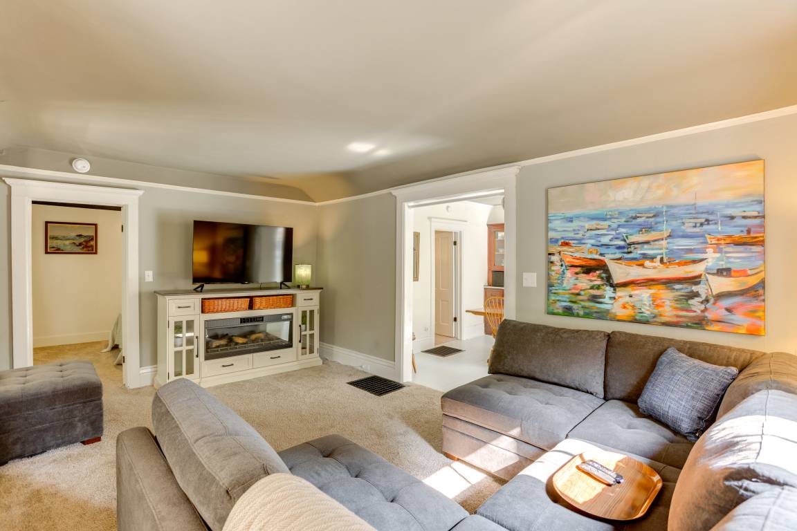 102 M² House ∙ 2 Bedrooms ∙ 6 Guests - Frankfort