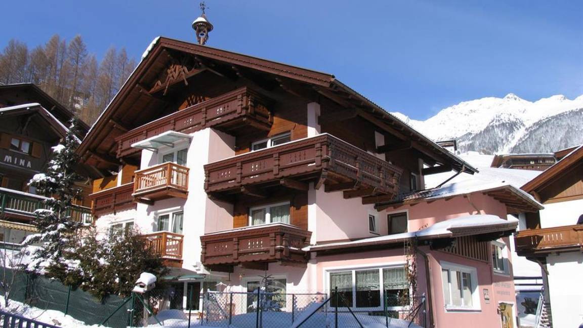 64 M² Appartement ∙ 2 Slaapkamers ∙ 4 Gasten - Hochsölden