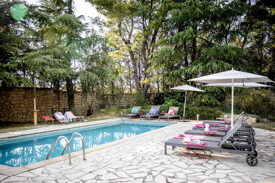 700 M² House ∙ 17 Bedrooms ∙ 45 Guests - Bédoin