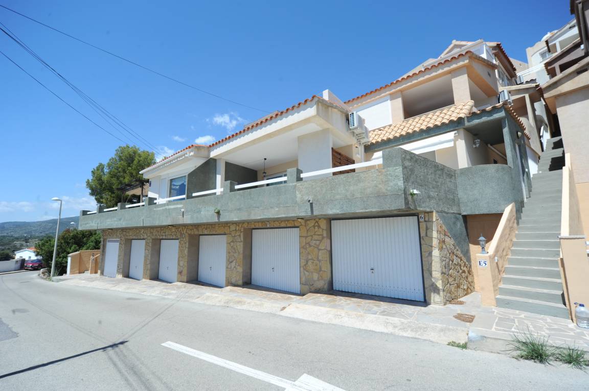 100 M² Apartment ∙ 4 Bedrooms ∙ 8 Guests - Peniscola
