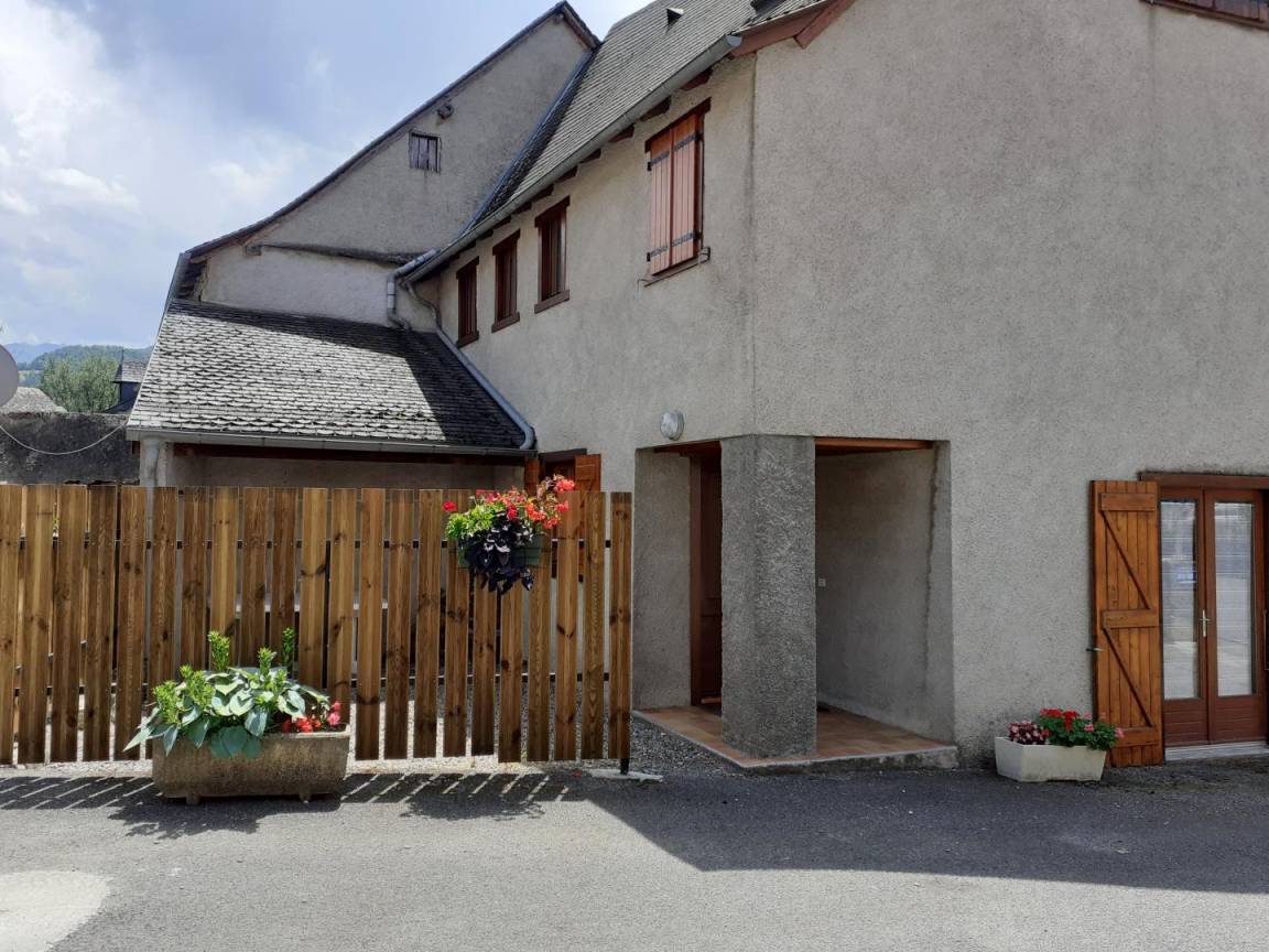 95 M² Gîte ∙ 4 Quartos ∙ 8 Hóspedes - Ariège