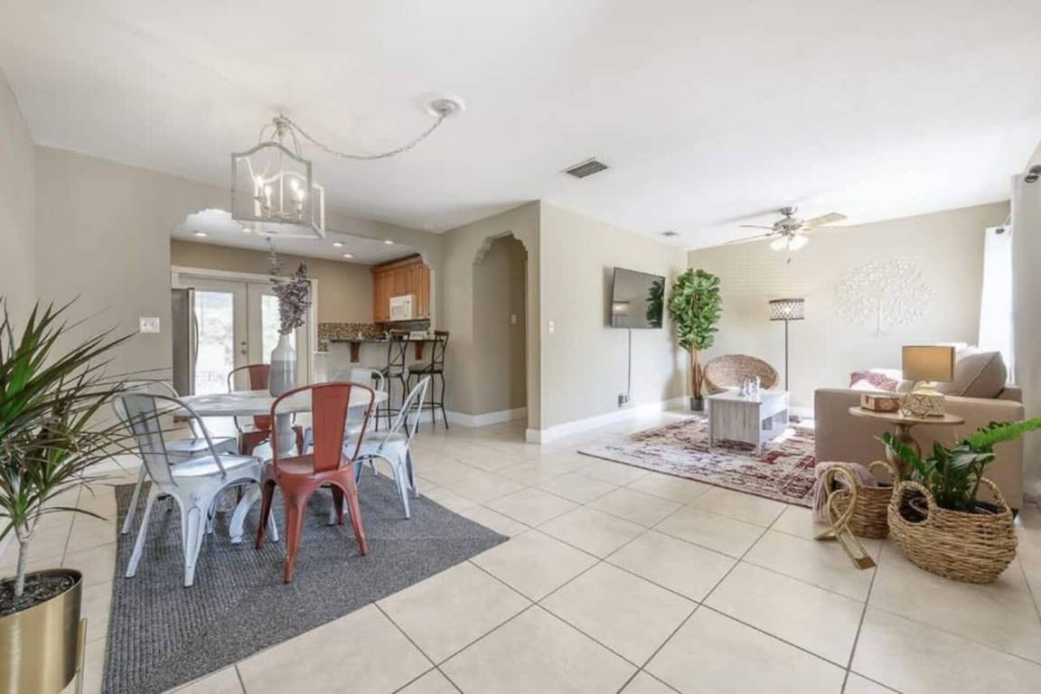 70 M² House ∙ 3 Bedrooms ∙ 6 Guests - Tampa, FL
