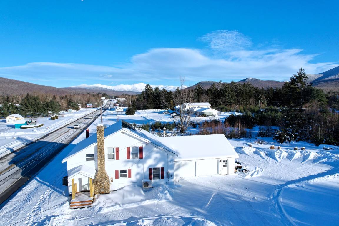 House ∙ 4 Bedrooms ∙ 12 Guests - New Hampshire (State)