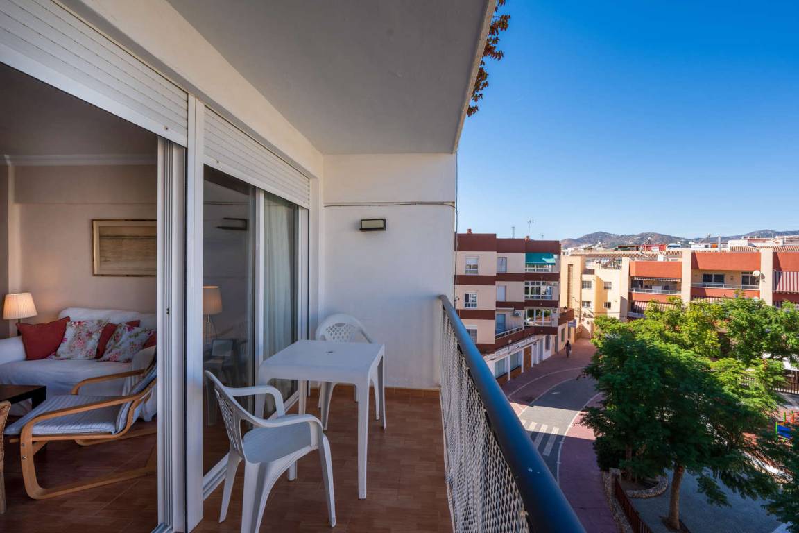 80 M² Apartamento ∙ 2 Habitaciones ∙ 4 Huéspedes - Nerja