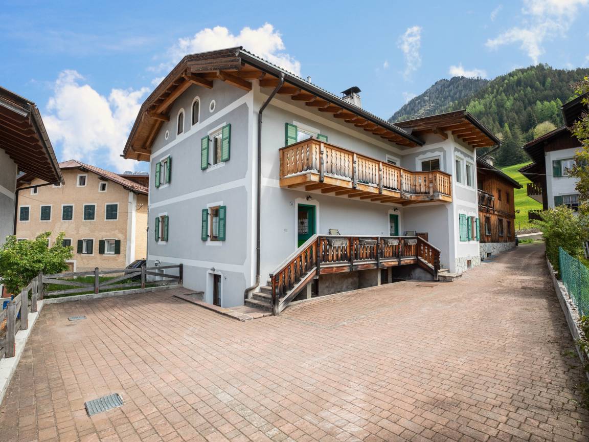 70 M² Apartment ∙ 2 Bedrooms ∙ 4 Guests - Canazei