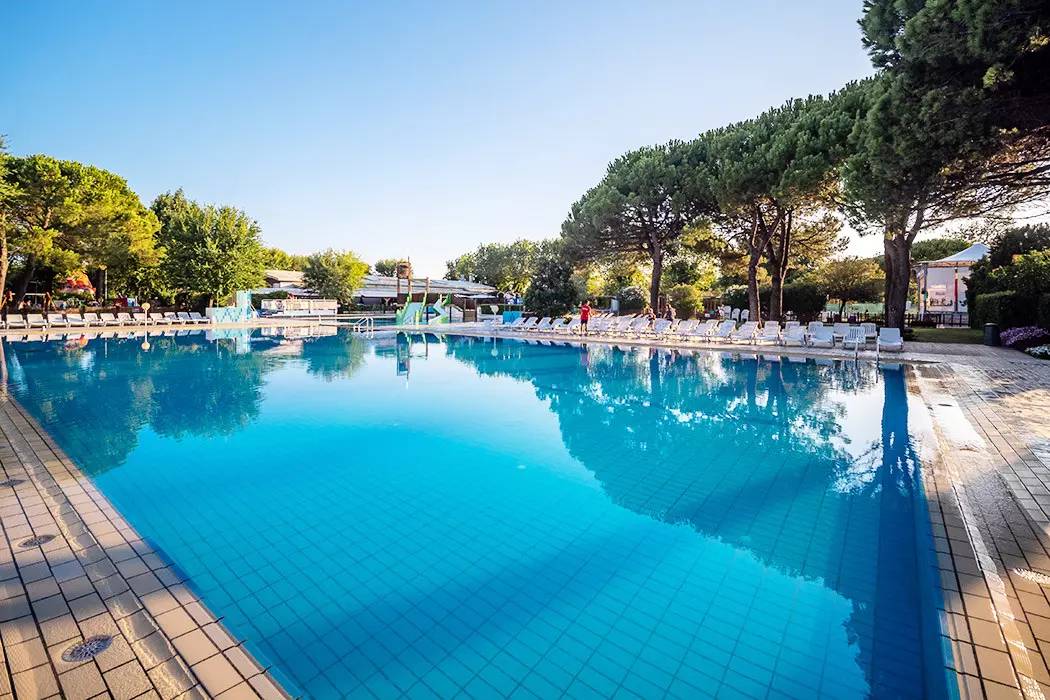 32 M² Caravan ∙ 2 Bedrooms ∙ 4 Guests - Venice