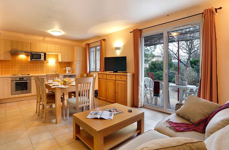 57 M² Hôtel ∙ 2 Chambres ∙ 6 Personnes - Var