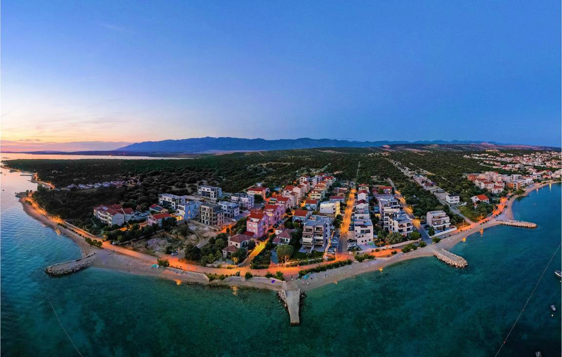 60 M² Apartment ∙ 2 Bedrooms ∙ 4 Guests - Novalja