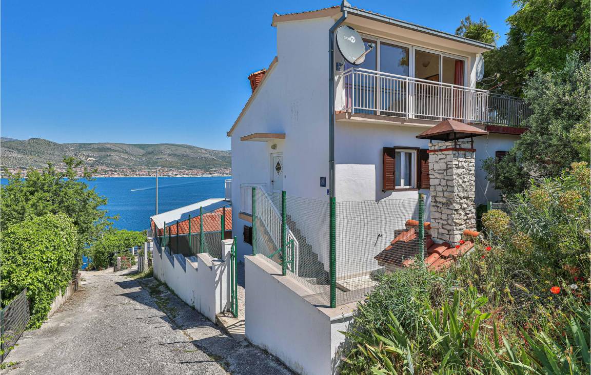 82 M² Maison De Vacances ∙ 2 Chambres ∙ 5 Personnes - Seget Vranjica