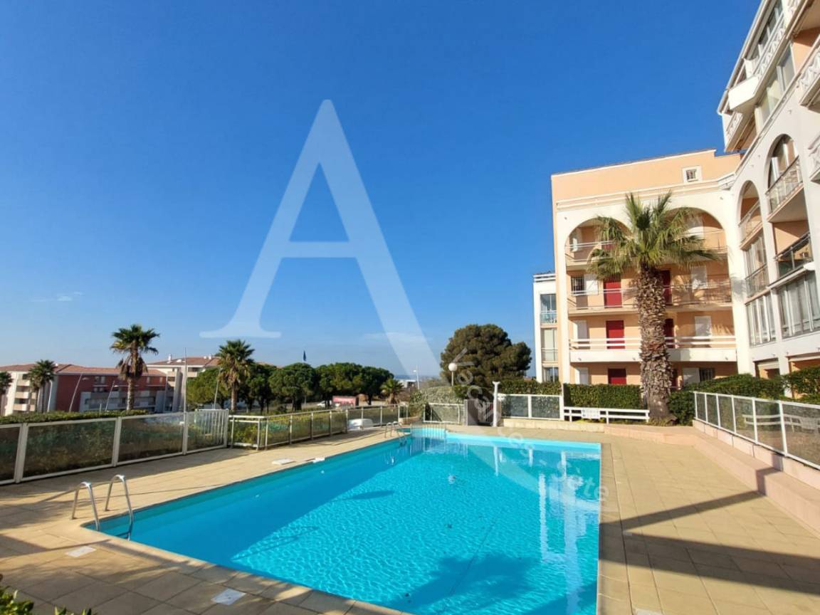 26 M² Apartment ∙ 1 Bedroom ∙ 4 Guests - Sète