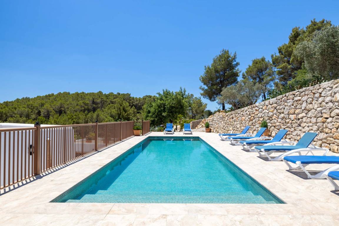 220 M² Casa Rural ∙ 4 Habitaciones ∙ 8 Huéspedes - Islas de Ibiza