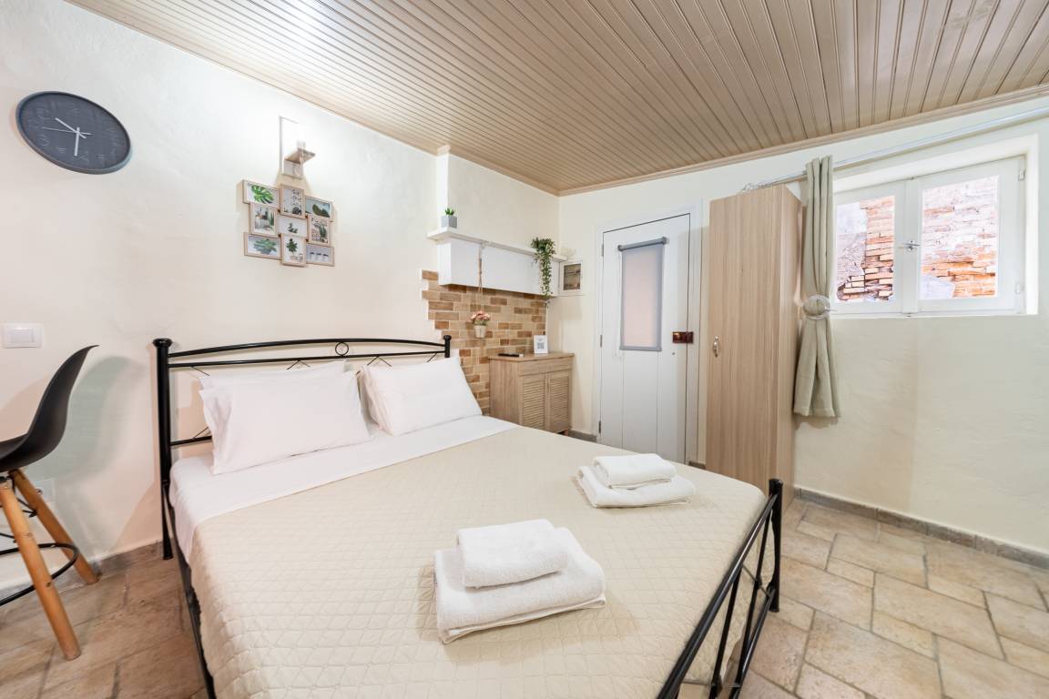 18 M² Studio Flat ∙ 1 Bedroom ∙ 2 Guests - Corfu