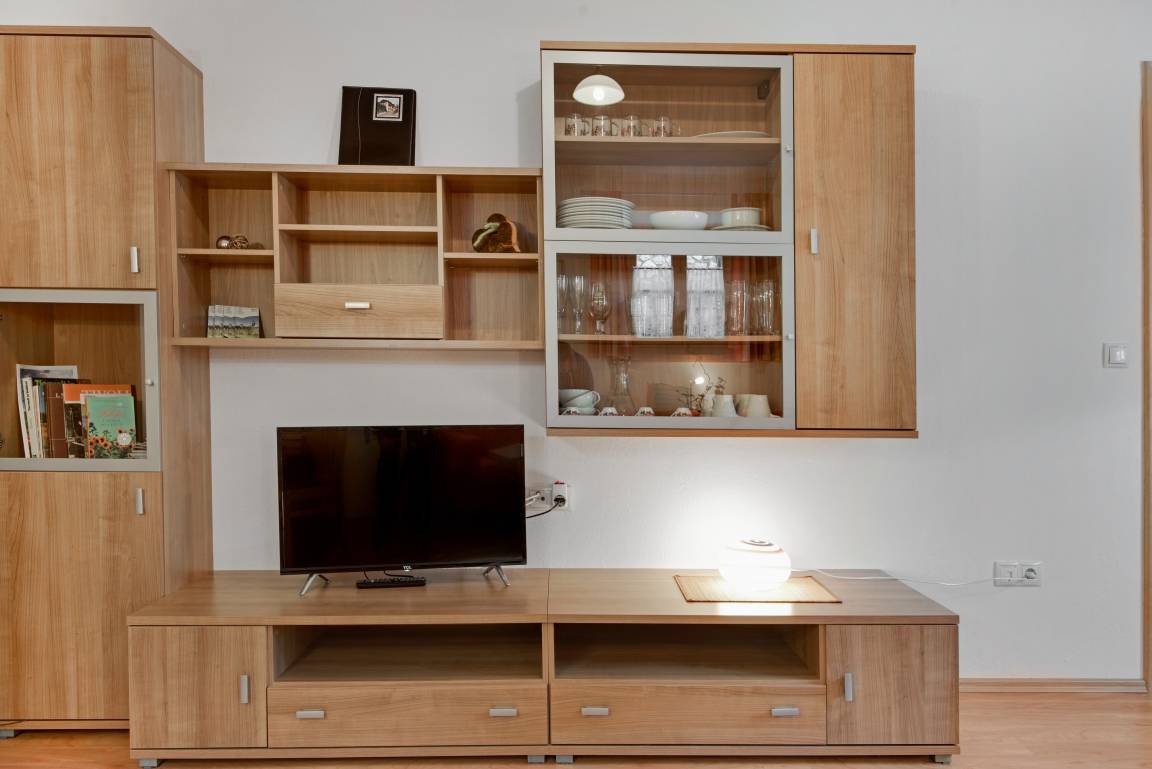 70 M² Ferienwohnung ∙ 1 Schlafzimmer ∙ 6 Gäste - Feldthurns