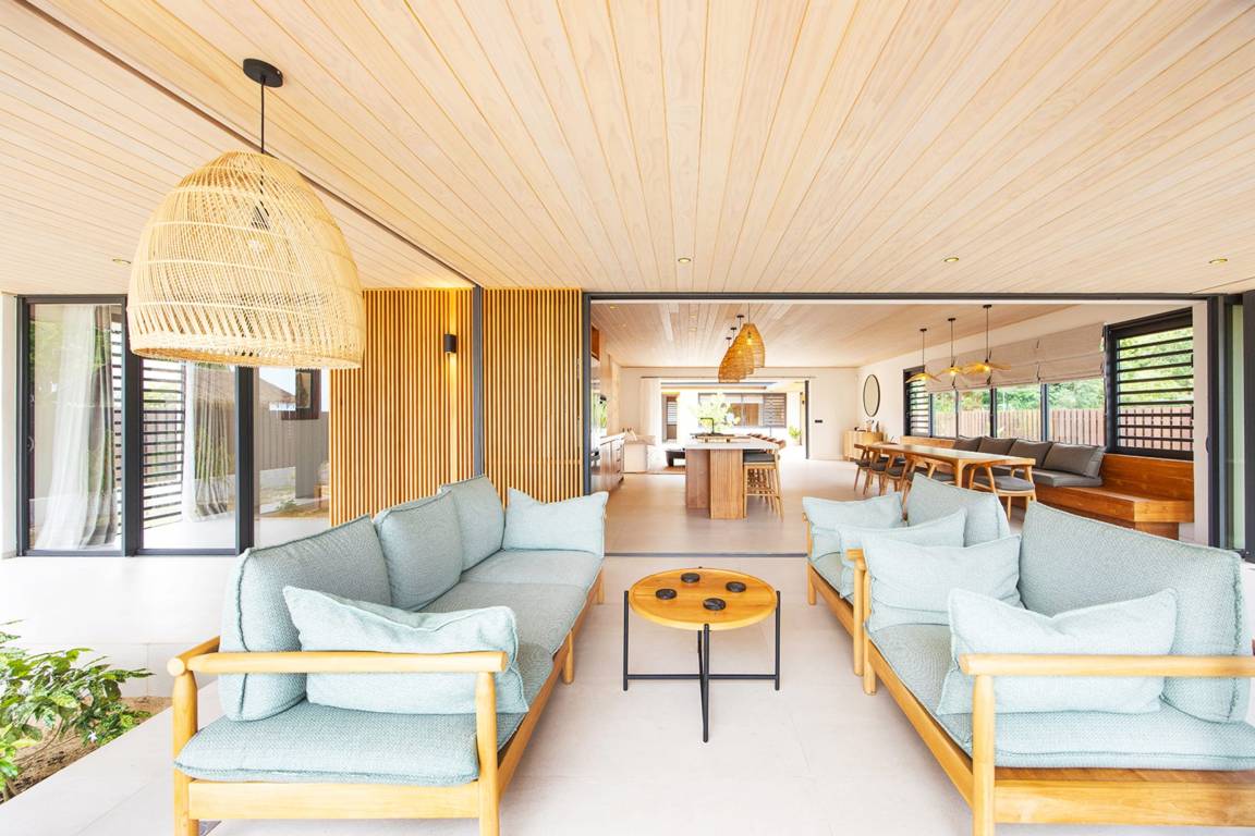 240 M² Apartment ∙ 4 Bedrooms ∙ 8 Guests - French Polynesia
