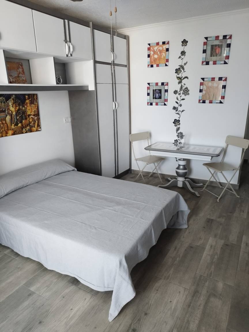 30 M² Apartamento ∙ 3 Huéspedes - Tarragona, España
